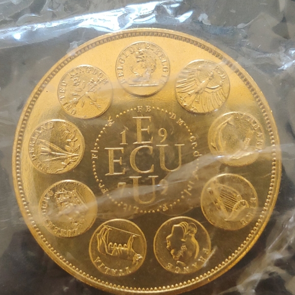 None | Other | 979 Ecu Europa Bronze Gilt Token Coin | Poshmark